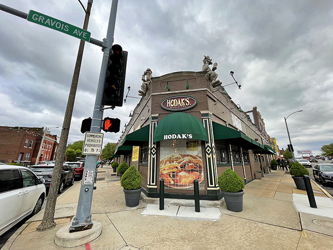 The iconic green awning of Hodak's stands proud on Gravois Avenue, like a beacon guiding hungry St. Louisans to fried chicken nirvana since 1962. 