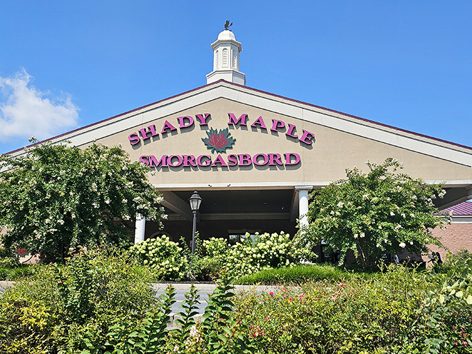 The grand entrance to Shady Maple stands like a culinary cathedral in Pennsylvania Dutch Country, promising gastronomic salvation within its welcoming walls.