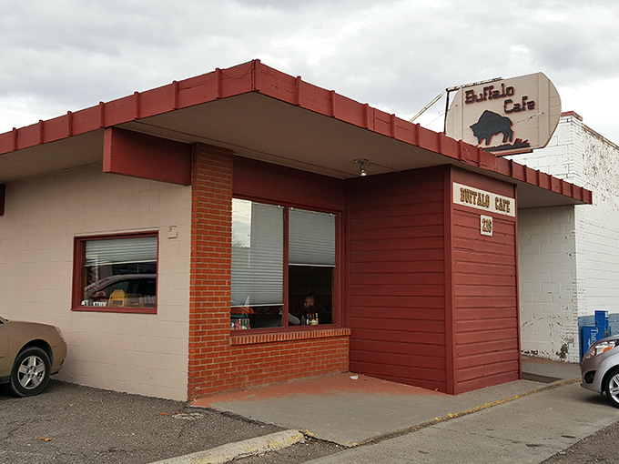 The unassuming exterior of Buffalo Cafe stands like a culinary speakeasy—only the initiated know what treasures await behind that humble brick facade.