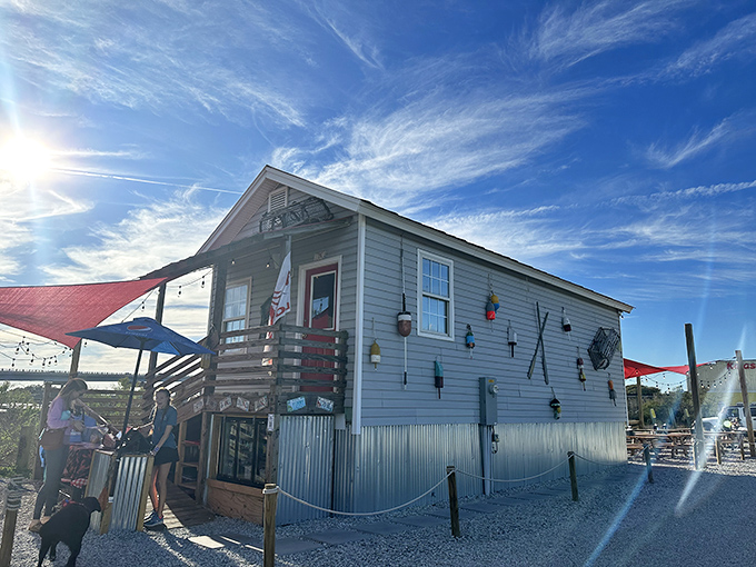 The unassuming exterior of Maine Lobstah Shack proves once again that coastal culinary treasures often hide in the simplest packages.