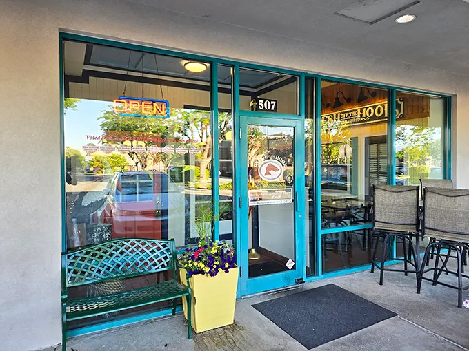 Don't let the humble strip mall exterior fool you—this seafood sanctuary with its cheerful turquoise trim houses oceanic treasures that defy Idaho's landlocked status.