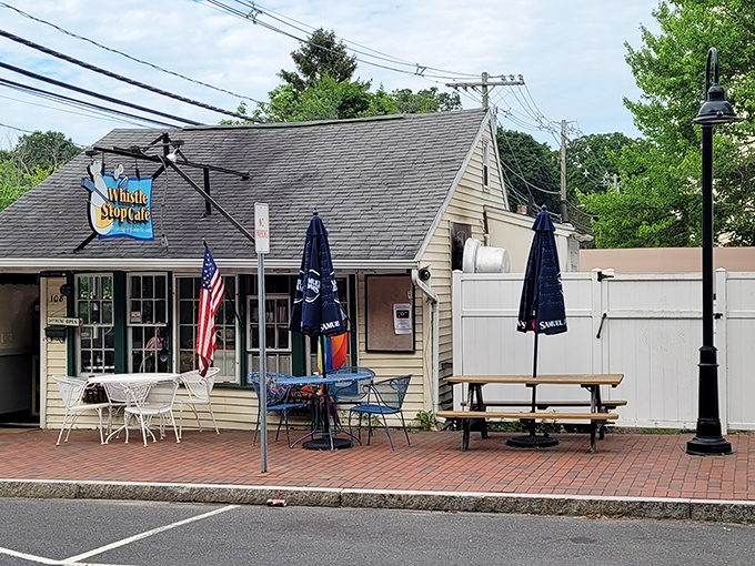 The promise of breakfast paradise beckons from this unassuming white clapboard building. Deep River's best-kept secret flies its flag proudly while patiently waiting for you to discover it. 