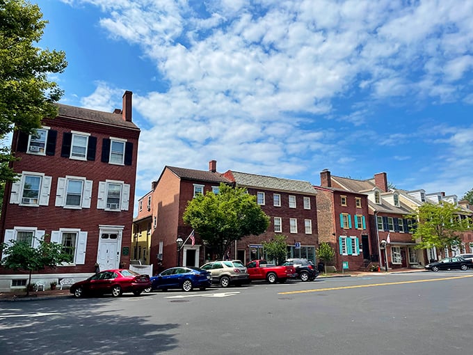 Brick facades that have witnessed centuries of history line Delaware Street, where colonial charm meets modern-day small-town perfection.