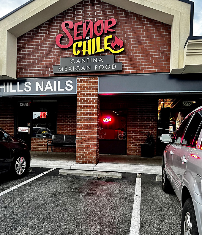 Señor Chile Cantina's modest strip mall exterior plays the ultimate culinary misdirection—like finding a winning lottery ticket in your junk drawer.