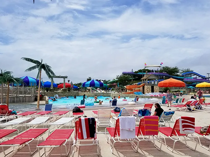 A tropical paradise in the heart of Delaware – Jungle Jim's aerial view reveals a wonderland of winding slides, sparkling pools, and colorful umbrellas.