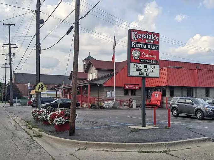 The red-roofed sanctuary of Polish-American cuisine stands proudly on North Euclid Avenue, a beacon for hungry travelers and locals alike.
