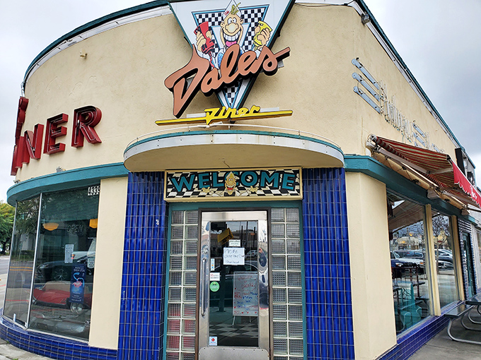That iconic cream-colored exterior with bold red lettering isn't just a sign—it's a beacon of hope for the breakfast-deprived masses of Long Beach.
