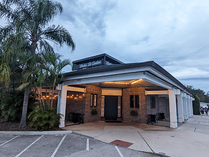 The unassuming brick exterior of Linda's La Cantina hides Orlando's worst-kept secret – a temple of perfectly charred beef that's been drawing pilgrims since 1947. Photo credit: <a href="https://www.google.com/maps/contrib/116337805543129071854" target="_blank" rel="noopener noreferrer">Angela Carter</a>