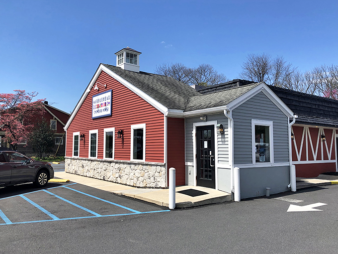 The red barn-like exterior isn't just eye-catching—it's a promise of New England authenticity standing proudly in Pennsylvania, like a lighthouse for hungry travelers.