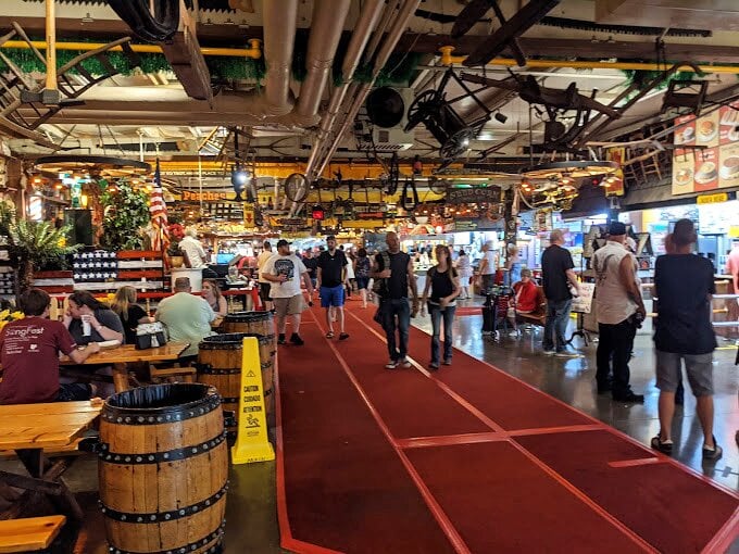 Color-coded shopping adventures await! Traders World's massive indoor layout turns bargain hunting into an all-day, all-weather expedition.