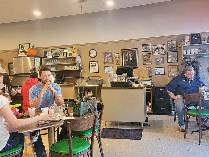 The breakfast ballet in full swing – servers navigating between tables as diners engage in the sacred morning ritual of coffee and conversation.