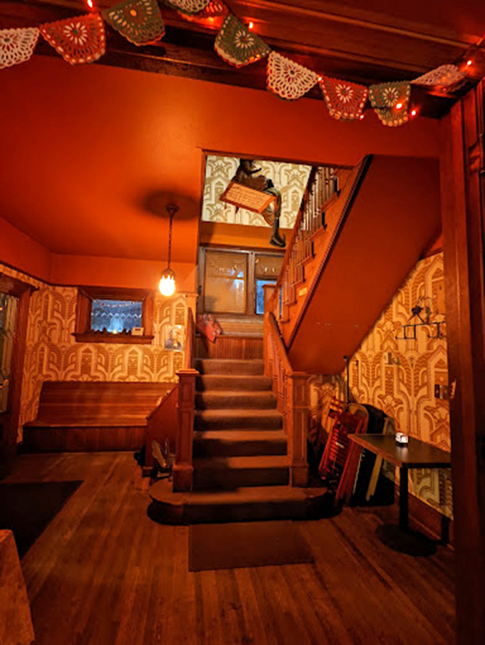 The staircase seems to lead to another dimension. In Rimsky's world, that's entirely possible—and probably delicious.