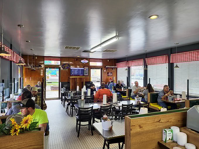 A dining room filled with the happiest people in Lawrence. Notice the lack of conversation—when the BBQ is this good, talking just wastes valuable eating time.