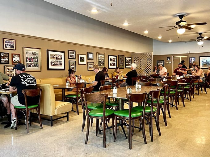 Where breakfast memories are made – simple surroundings that let the food take center stage, proving fancy décor is no match for perfect pancakes.