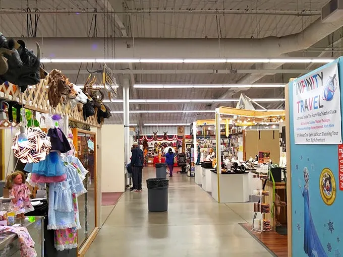 Step inside and the hunt begins! Hartville's indoor marketplace offers endless aisles of potential discoveries waiting around every corner.