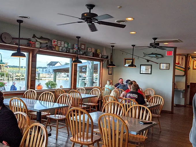 Windsor chairs and nautical charm create an unpretentious dining room where the water views compete with the menu for your attention.
