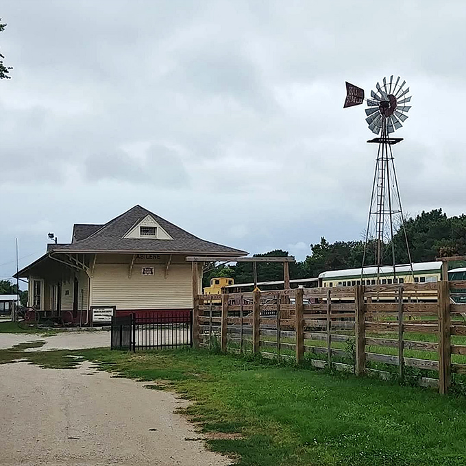 Abilene's historic downtown – where cowboys once roamed and Eisenhower's legacy lives on. Those vintage buildings have stories to tell!
