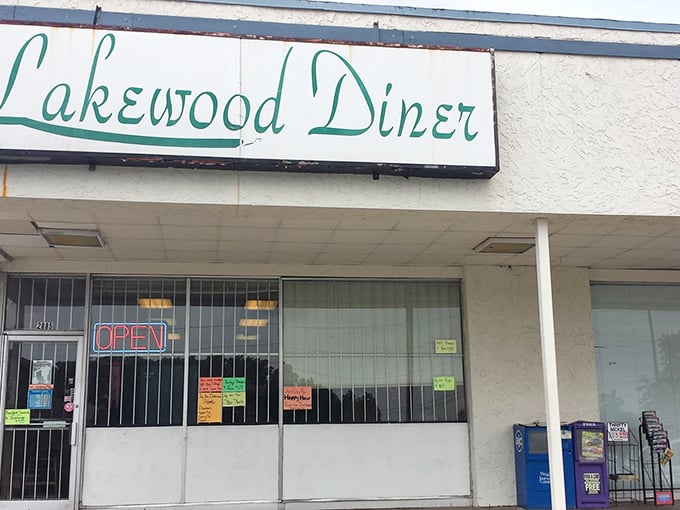 Lakewood Diner's unassuming storefront is the culinary equivalent of that unimpressive paperback that turns out to be the best book you've ever read.