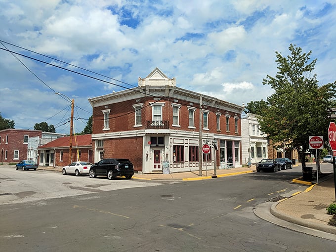 Ste. Genevieve's French colonial architecture whispers tales of river traders and frontier dreams from centuries past.