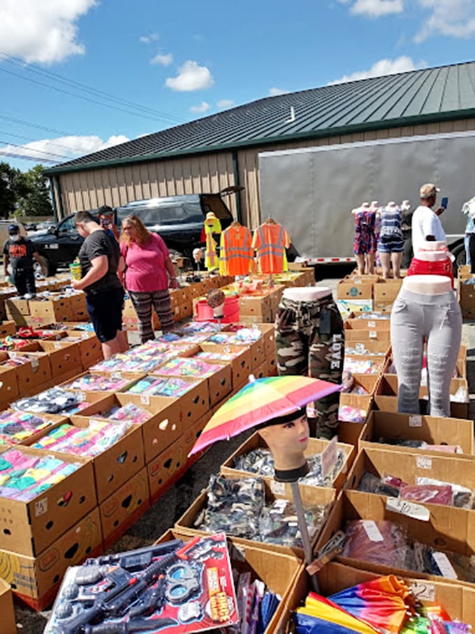 Bring your haggling skills and empty trunk! Four Seasons vendors display everything from practical necessities to delightful oddities.