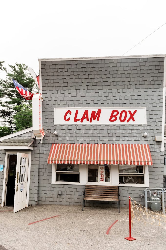 The Clam Box doesn't just serve fried clams—it literally looks like one, which is architectural commitment at its finest.