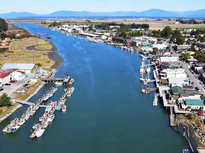 Where art meets water – La Conner's historic buildings reflect centuries of stories along the peaceful Swinomish Channel.
