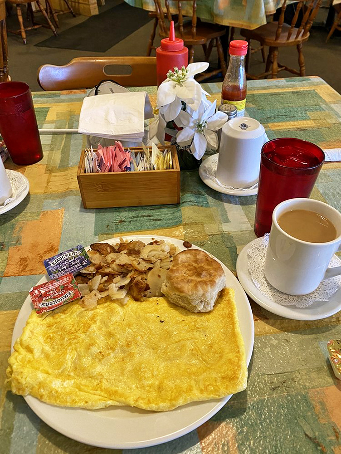 This isn't just breakfast—it's edible coastal Delaware, where creamy crab meets fluffy eggs in a romance worthy of a Nicholas Sparks novel.