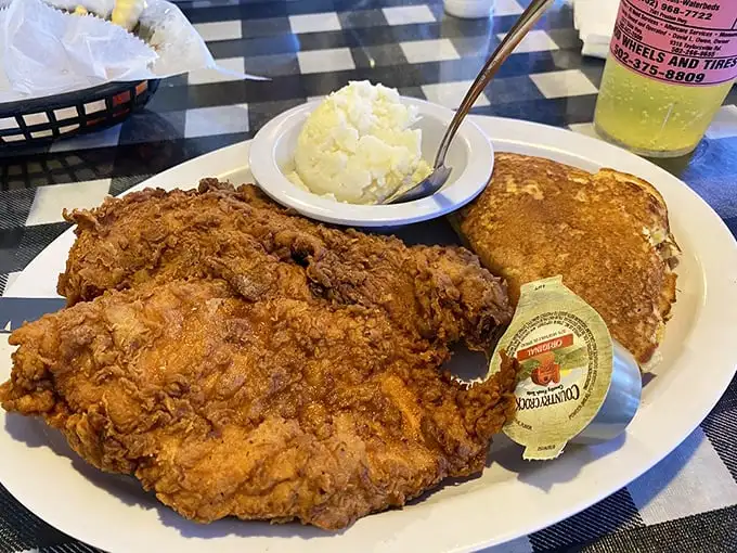 Country fried chicken that could make your grandmother jealous, paired with mashed potatoes and cornbread that might bring a tear to your eye.