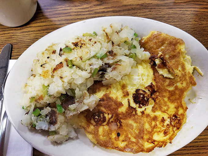 Golden-edged omelets and perfectly crisped potatoes—the breakfast equivalent of finding a parking spot right in front of your destination.