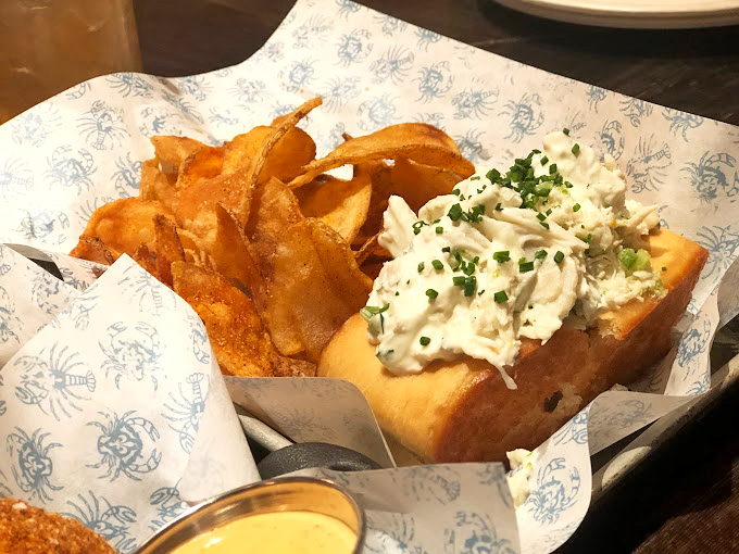 The crab roll deserves its moment in the spotlight – sweet, delicate meat dressed just enough to enhance without overwhelming, like finding the perfect dance partner.