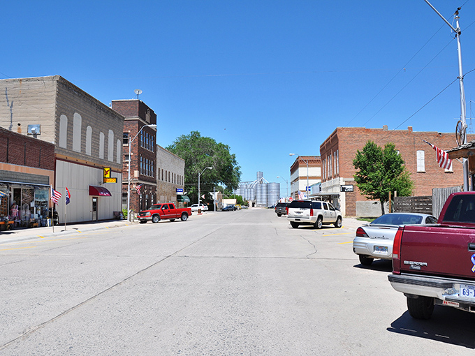 Where Nebraska meets the Wild West – Crawford's main street has seen cowboys, soldiers, and plenty of prairie tales. 
