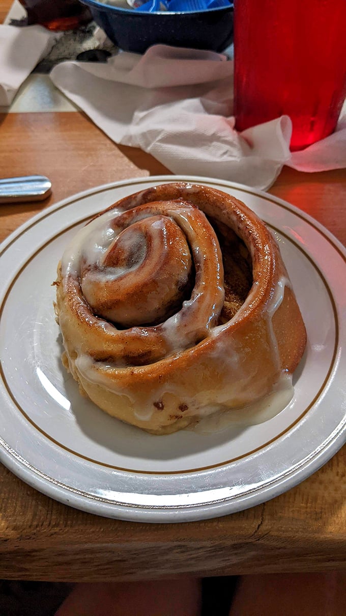When a cinnamon roll looks this good, it's not breakfast – it's an event worth planning your morning around.