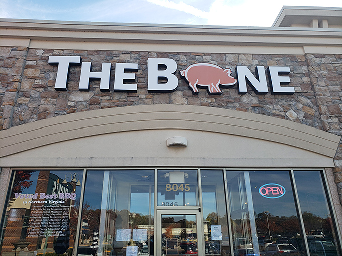 That understated exterior hides Gainesville's worst-kept secret – barbecue worth clearing your schedule for.
