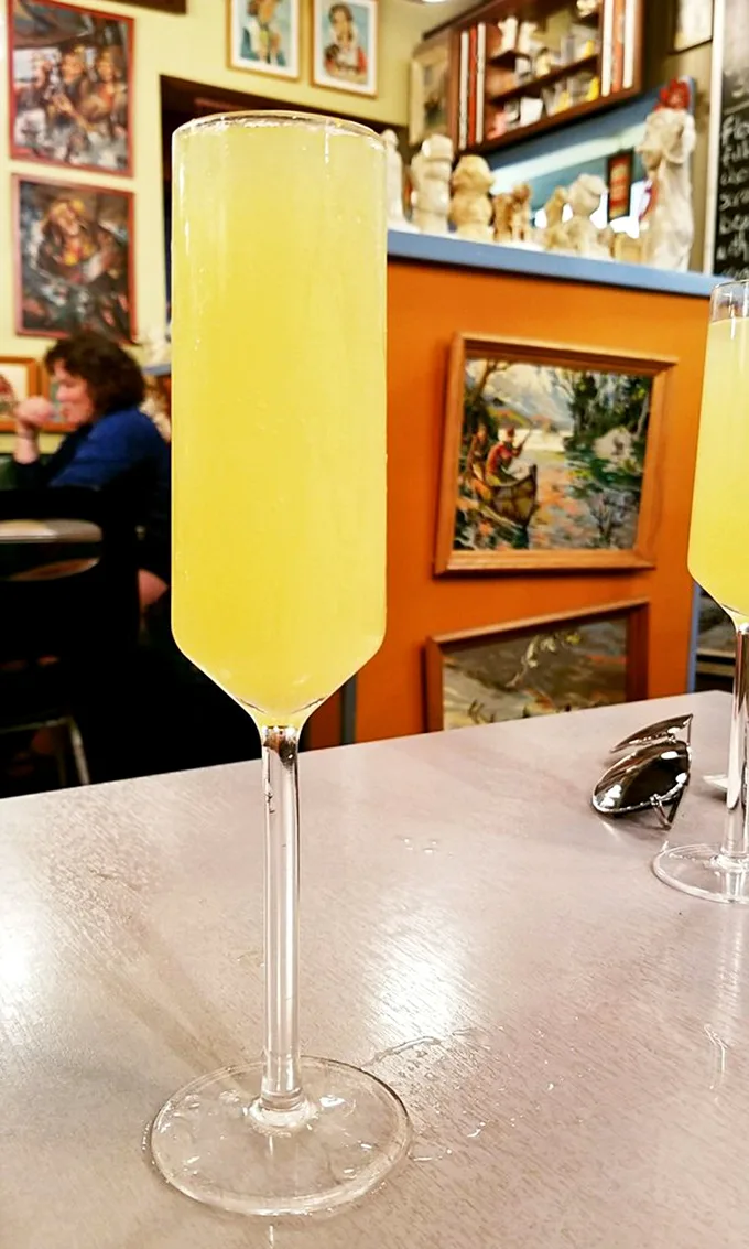 A mimosa that sparkles like morning conversation. Breakfast cocktails: turning "it's too early" into "it's never too early."