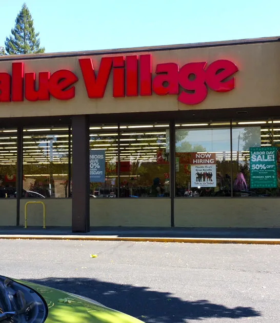 gigantic secondhand stores oregon ftr