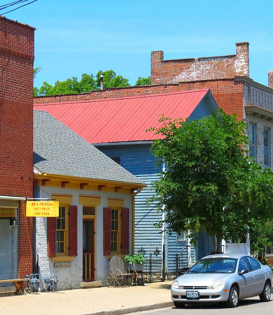 postcard worthy missouri town ftr