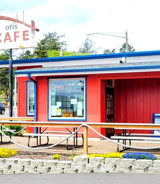 small town breakfast oregon ftr