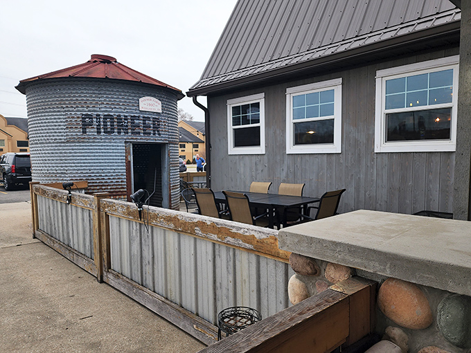 1. hoosiers are traveling miles just to get a bite of the fish tacos at this no fuss restaThe barn-like facade of The Chubby Trout stands proud with its distinctive silo structure and weathered gray exterior. Rustic charm meets culinary adventure in this unassuming roadside treasure.aurant