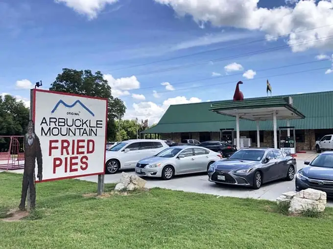 The roadside sign says it all—simple, straightforward, and promising delicious treasures inside. Oklahoma's pastry pilgrimage begins here.