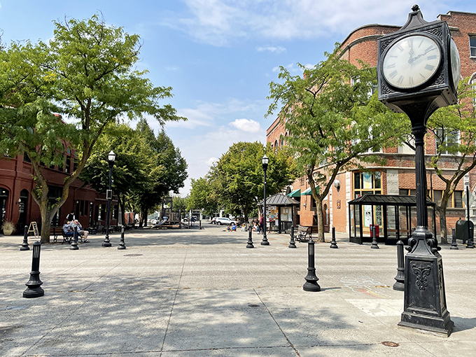 Main Street in Moscow isn't trying to be charming – it just can't help itself. Those historic buildings and wide sidewalks practically invite you to slow down and stay awhile.