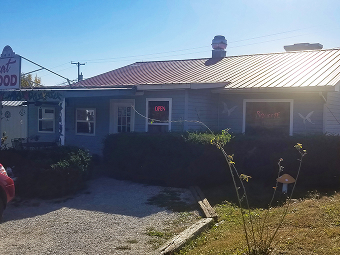 Don't let the humble exterior fool you—this unassuming roadside spot houses burger magic that would make even the most jaded food critic weep with joy.