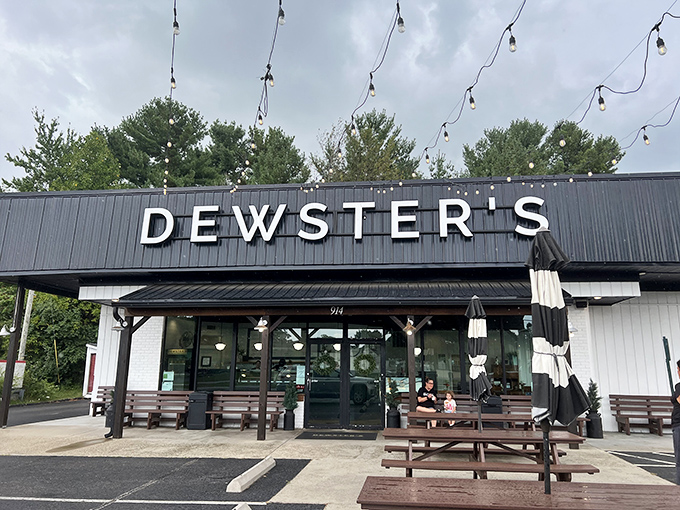 The welcoming storefront of Dewster's beckons like an ice cream oasis, complete with picnic tables for enjoying your frozen treasures in the Kentucky sunshine.