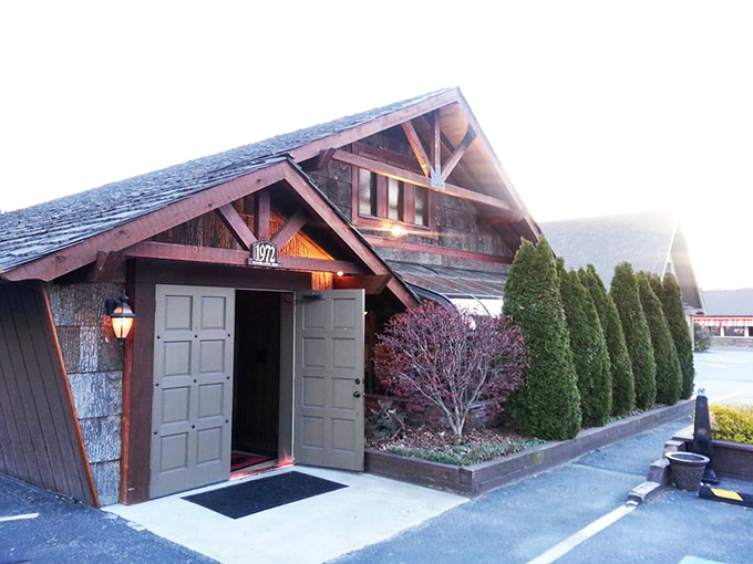The unassuming exterior of The Peddler hides culinary greatness like Clark Kent's glasses hide Superman – rustic charm that whispers "mountain magic inside."
