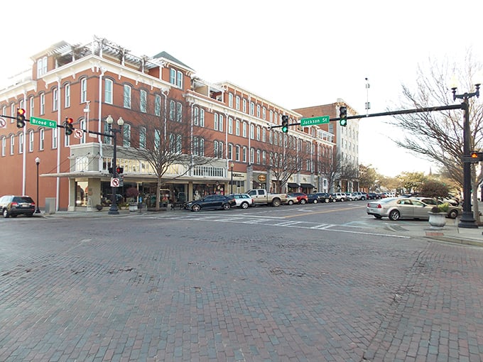 Brick streets and historic architecture – downtown Thomasville looks like a movie set, except the coffee shops actually serve decent espresso.