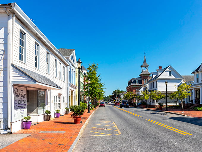 Smyrna's Main Street looks like it was designed by Norman Rockwell himself—pristine white buildings under impossibly blue skies that practically whisper "affordable retirement."