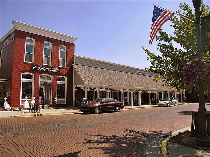 Brick streets that actually work! Zionsville's Main Street delivers small-town charm without feeling like a movie set constructed yesterday.