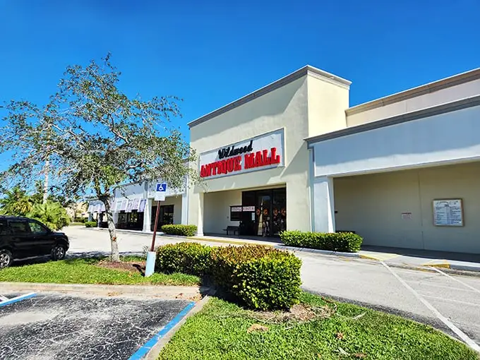 The unassuming exterior of Wildwood Antique Mall—proof that you should never judge a treasure chest by its cover. Florida sunshine and vintage wonders await inside.
