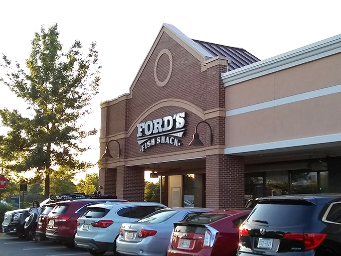 Ford's Fish Shack's brick exterior might not scream "seafood paradise," but inside those doors, Neptune himself would feel right at home.