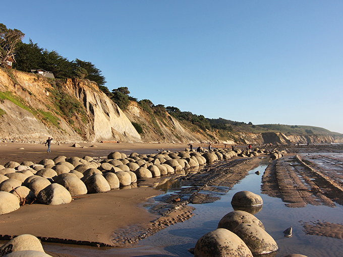 Nature's own masterpiece unfolds where dramatic cliffs meet pristine shoreline. Schooner Gulch offers the kind of solitude that makes you forget about your inbox completely.