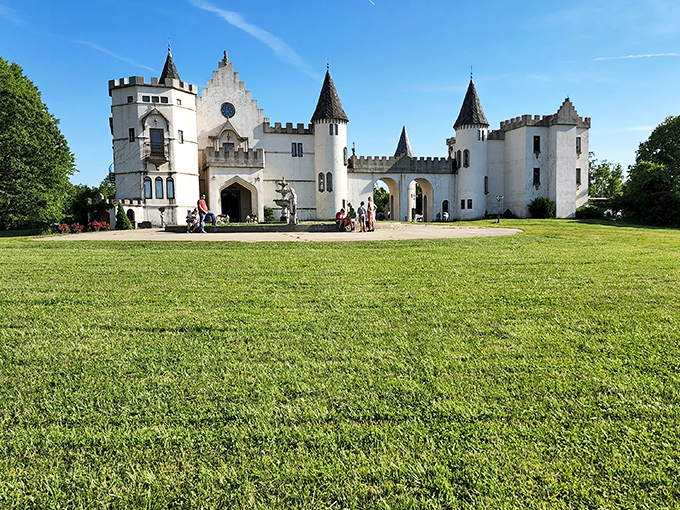 The grand entrance to this Missouri castle makes you feel like you've accidentally wandered into a European fairy tale—no passport required.